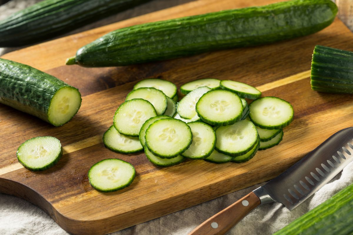 Cucumber Slicing: How to Slice a Cucumber Perfectly? - Happiness Cucumber